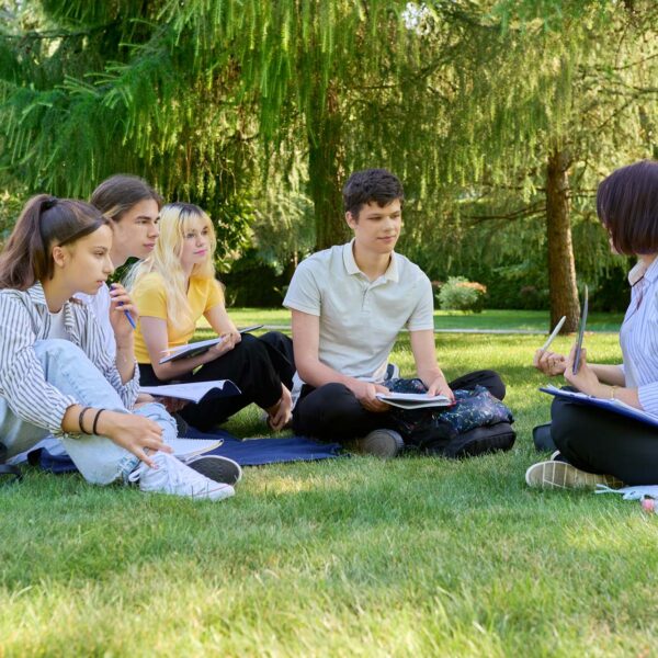 Social Learning and Speech Therapy - Stern Center for Language and Learning